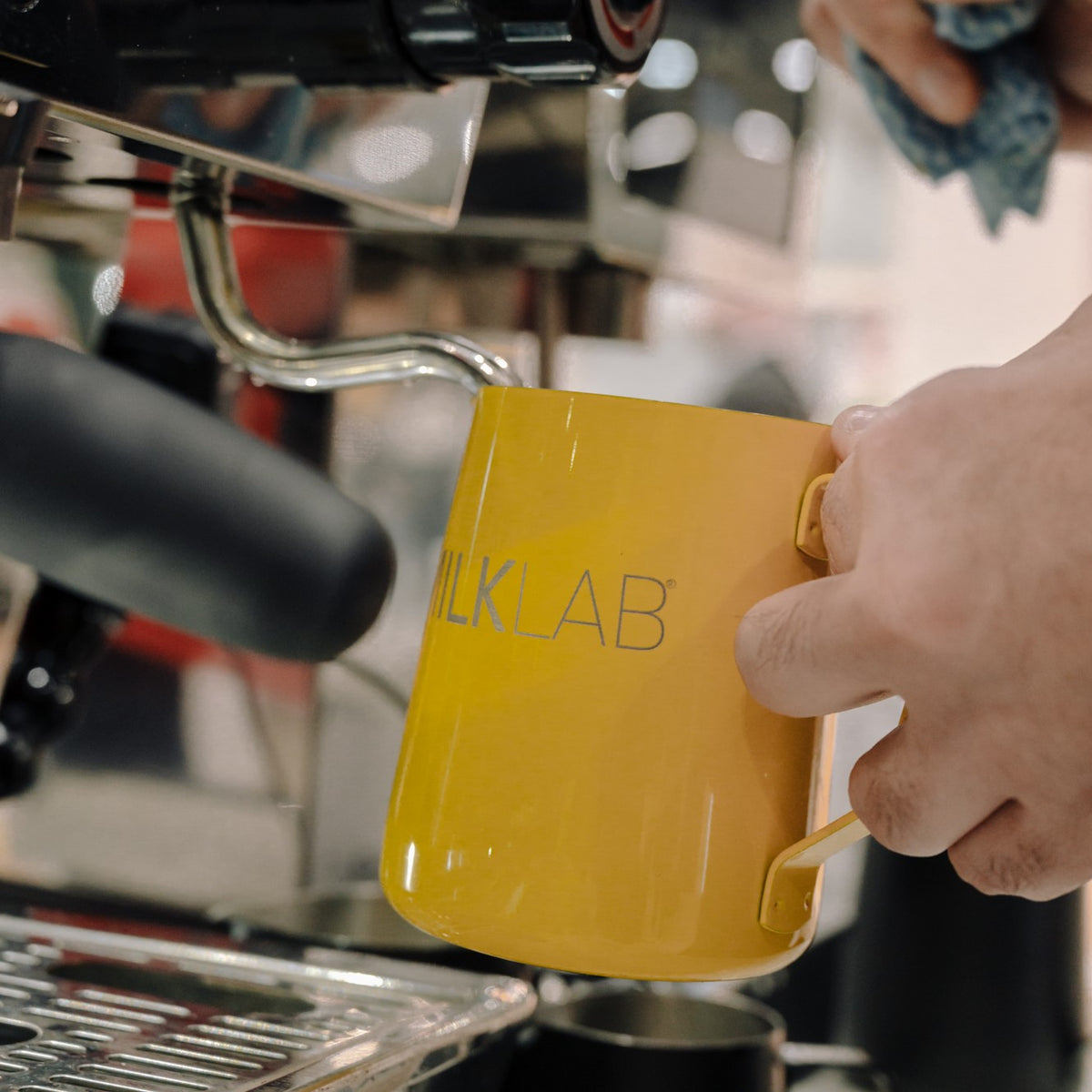 Barista Milk Jug 600mL – MILKLAB®